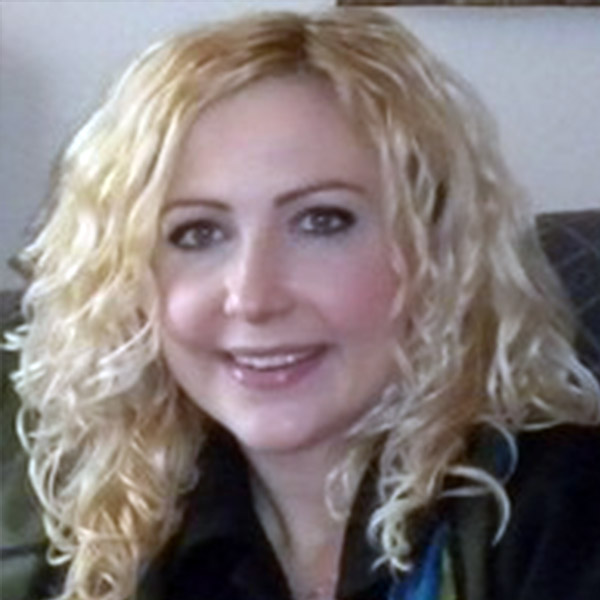 Anne Ross-Weldy | Welcome Neighbor STL Anne Ross-Weldy | Welcome Neighbor STL